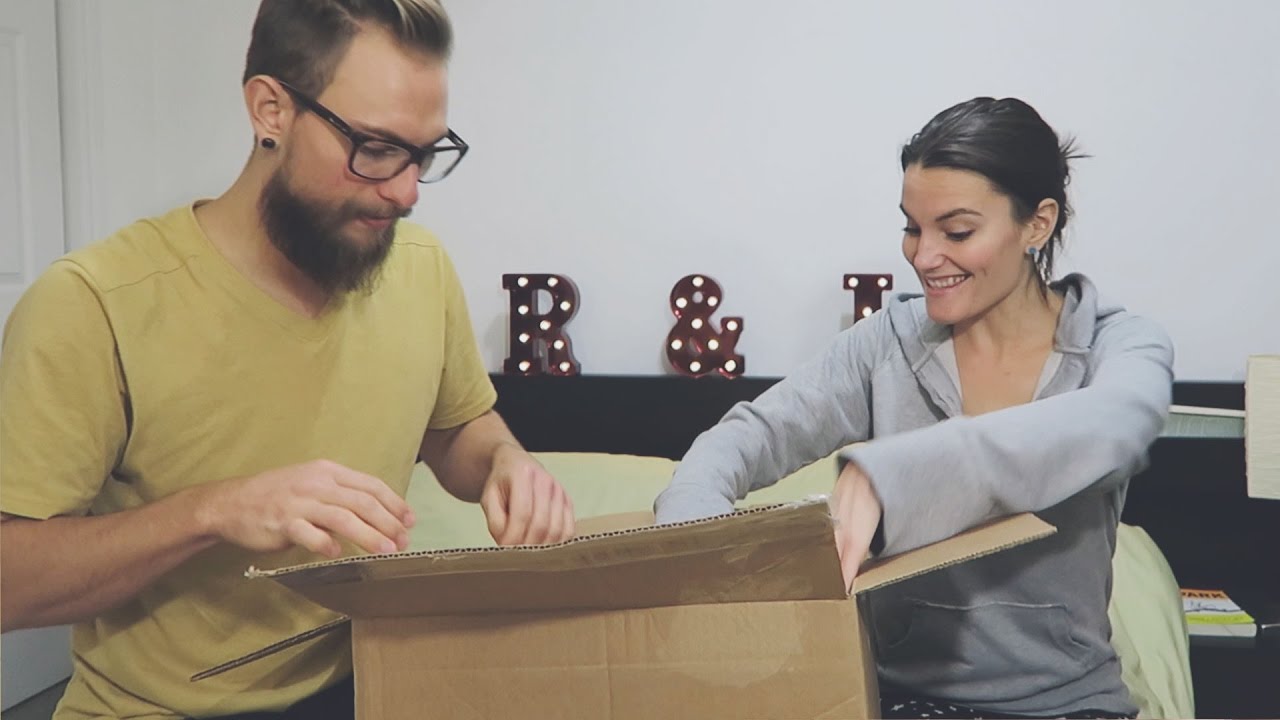 WE GOT A VERY LARGE PACKAGE IN THE MAIL - YouTube
