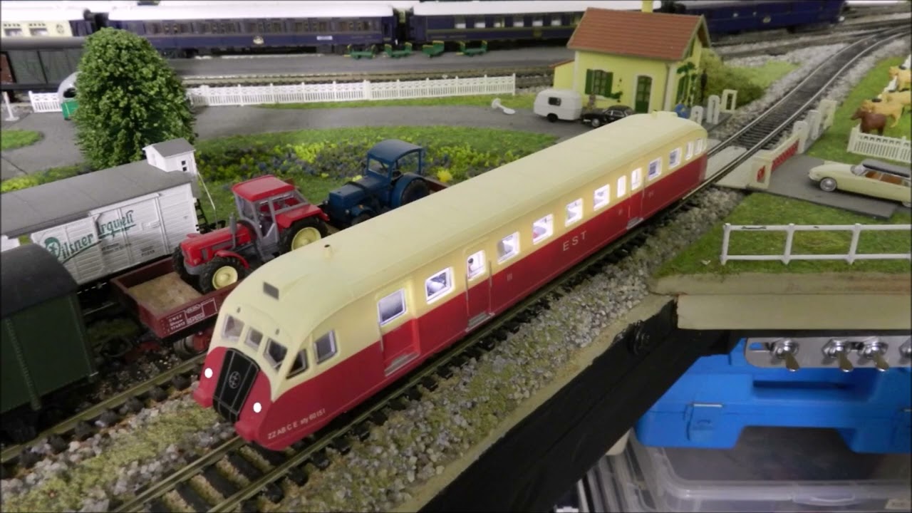 L'autorail Lorraine des éditions Atlas motorisé et éclairé . - YouTube