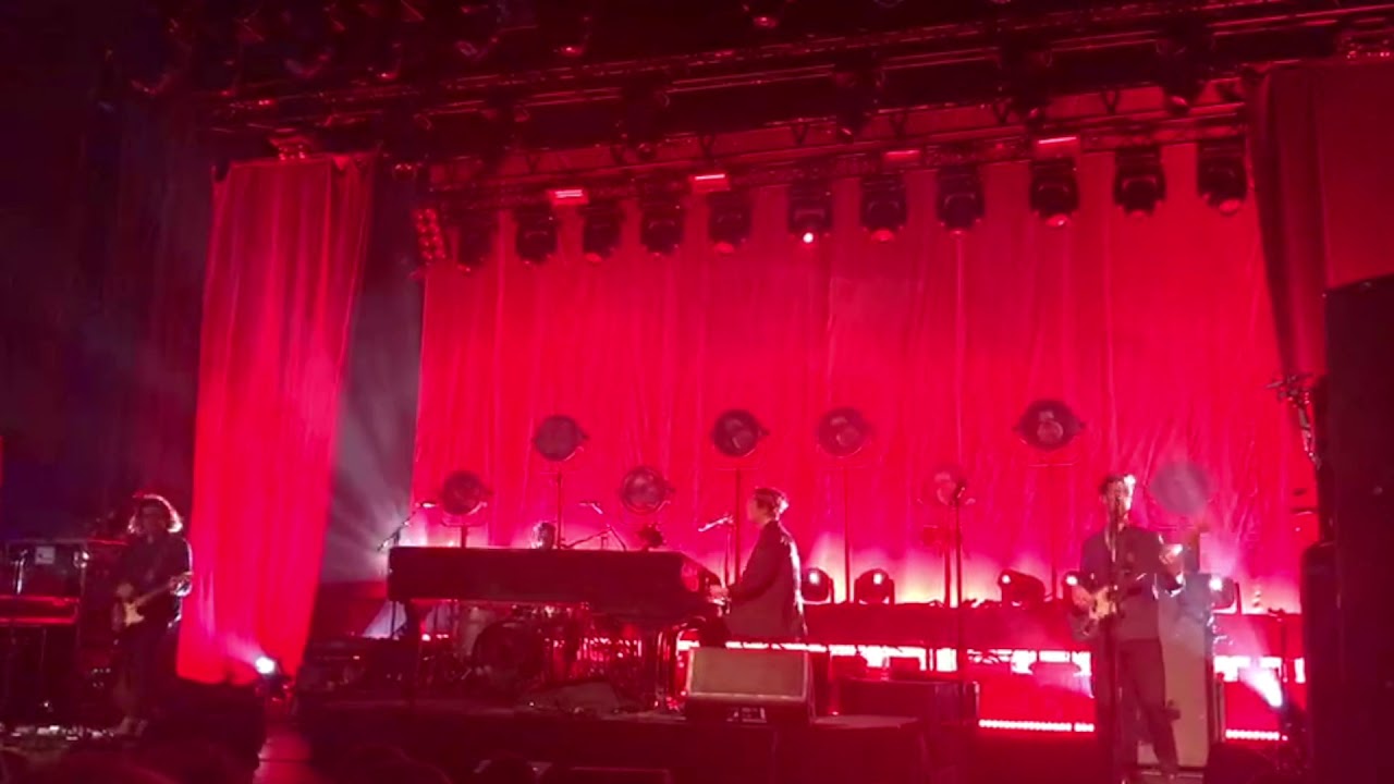 Tom Odell's Concert in Dublin at Oct 14th - YouTube