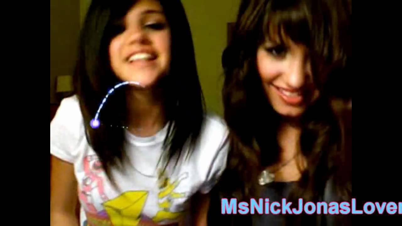 Demi Selena Party Sparkle Effects Youtube