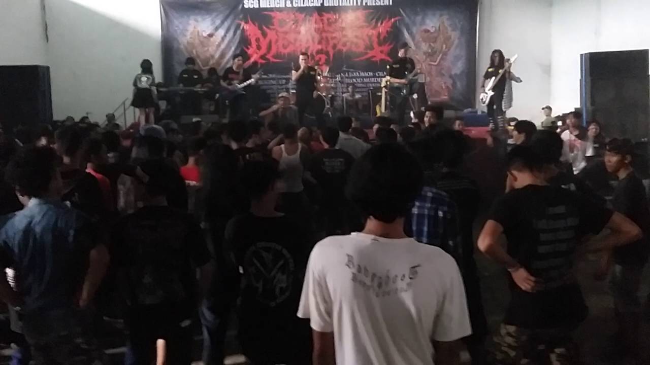 Meeting death-api perang suci live cilacap metal fest#2 - YouTube