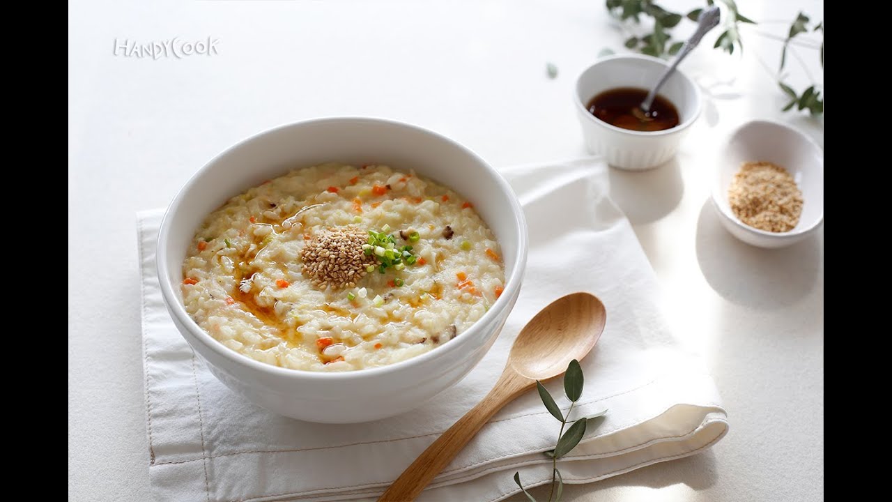 채소달걀죽 (Vegetable egg porridge) - 자투리채소와 달걀로 부드럽고 따뜻한 한그릇 - YouTube