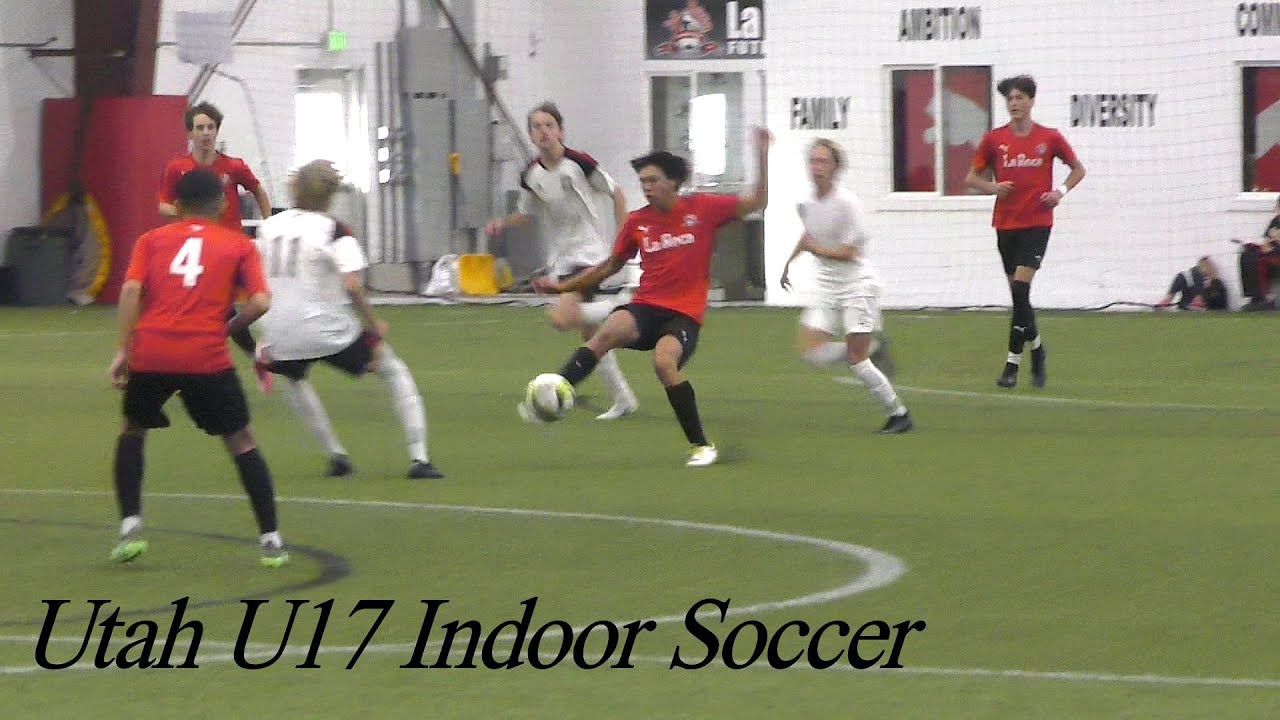 La Roca AV vs Strikers - U17 Indoor Soccer - YouTube