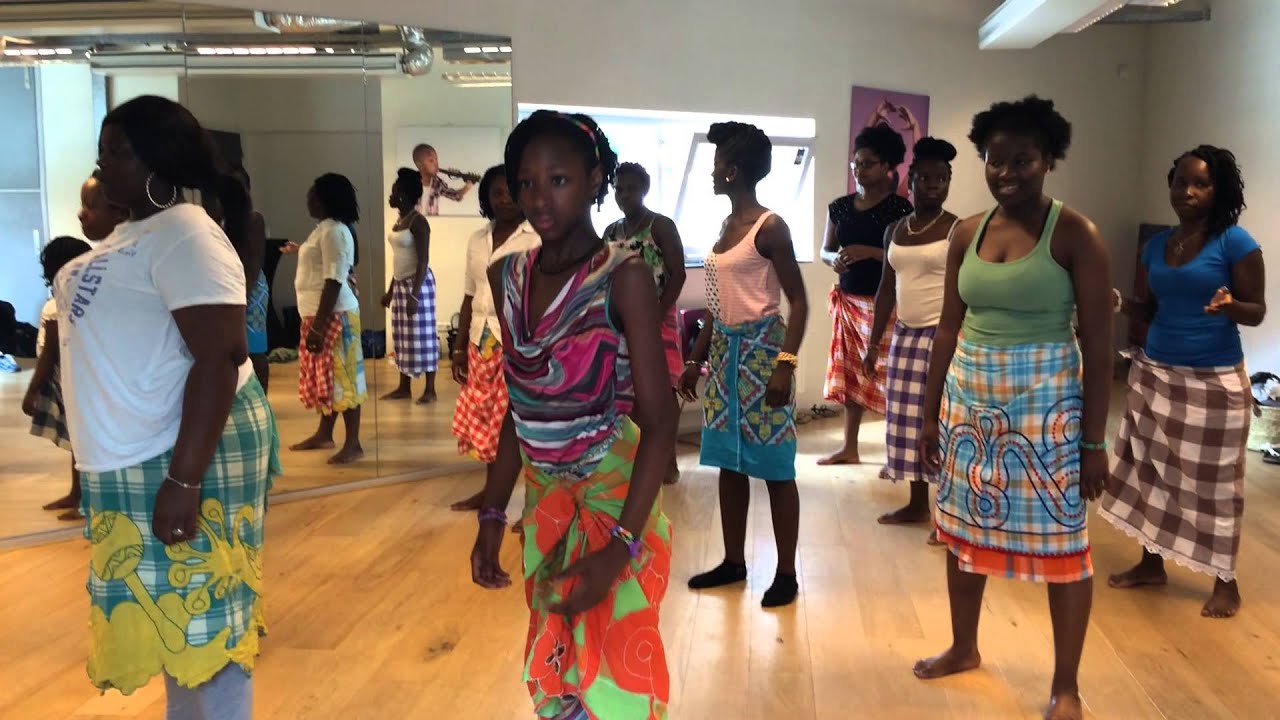 Awasa dans met Kula - YouTube