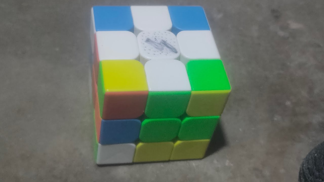 how to make whit plus in Rubik's cube - YouTube