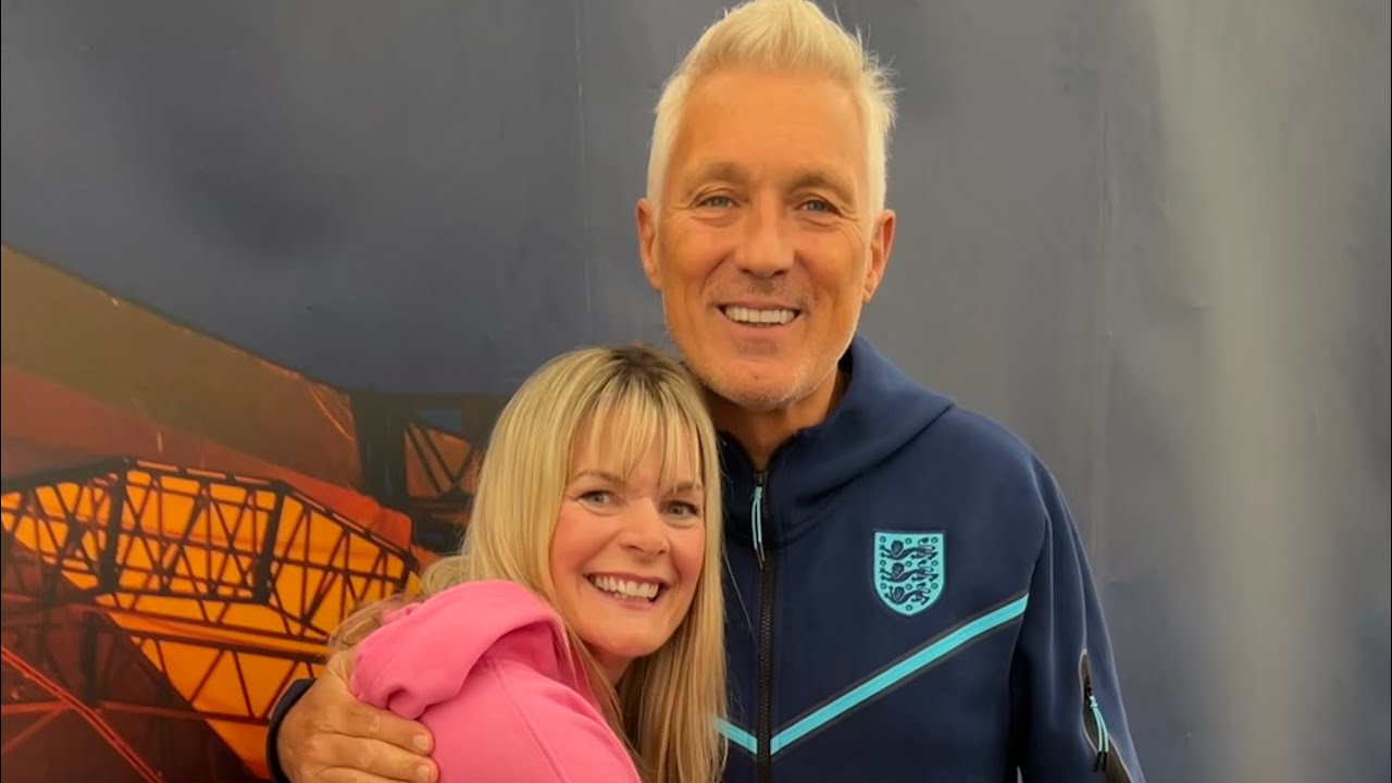 A quick, fun, backstage chat with Martin Kemp, at Rewind North 2023 ...