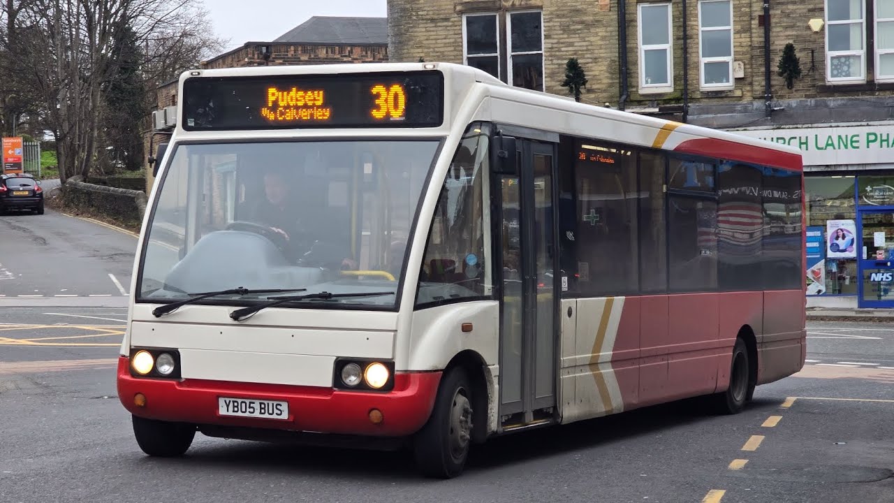 (Yorkshire Buses YB05BUS) On 30 To Horsforth - YouTube