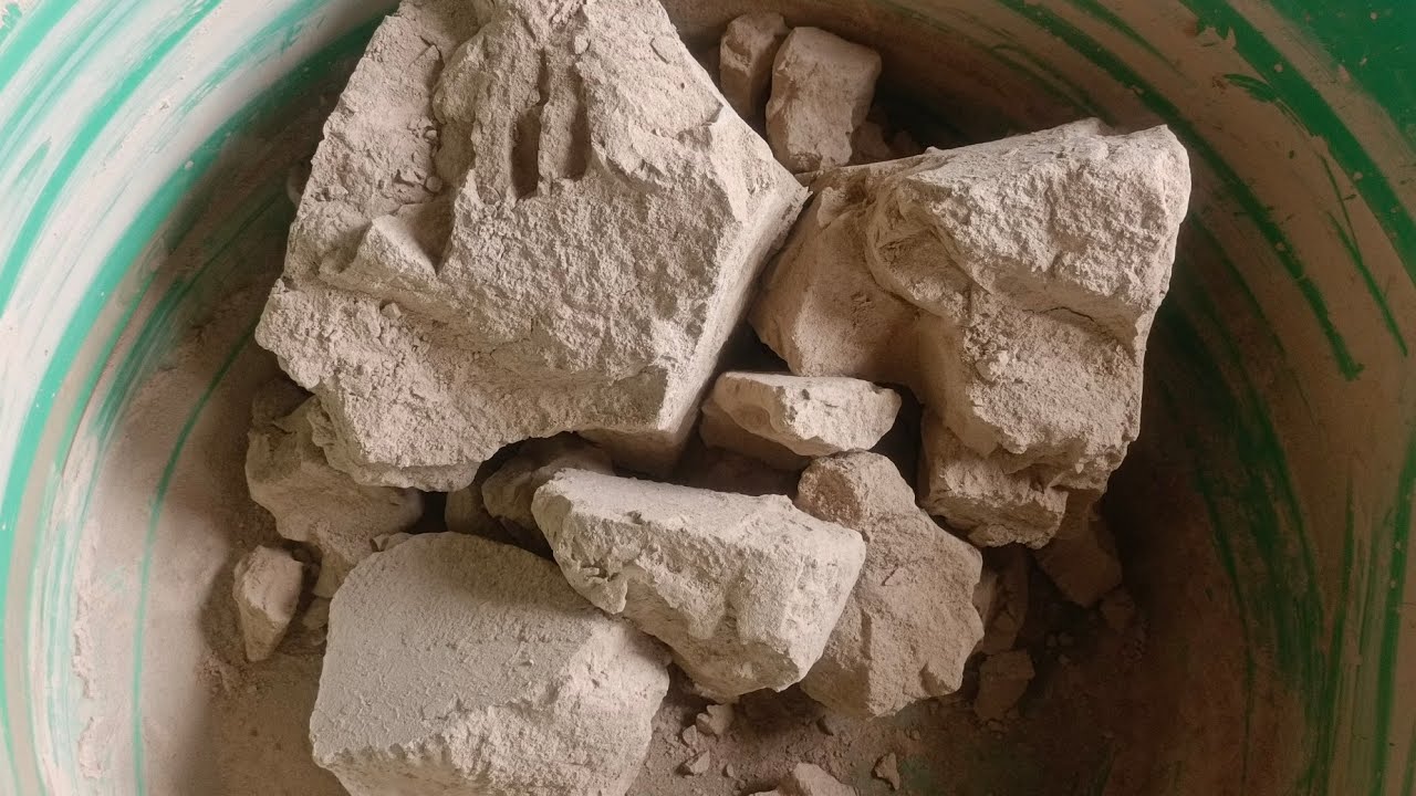 ASMR: pure soft mud dirt crumbling in tub lovely video _ oddly ...