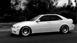 TRAPLEX - WHITE 2003 LEXUS IS300 !!!