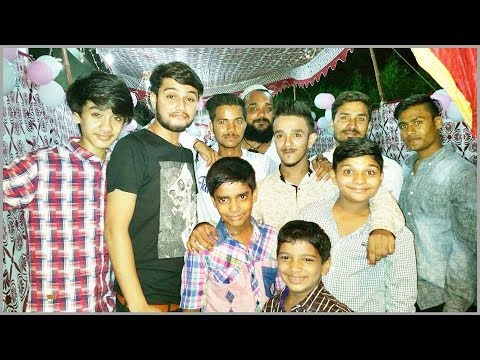 Babu 70 ka Bhai Dost Race Jeetna K Bad Babu 70 ki T Shirt Pa Kia Karte ...