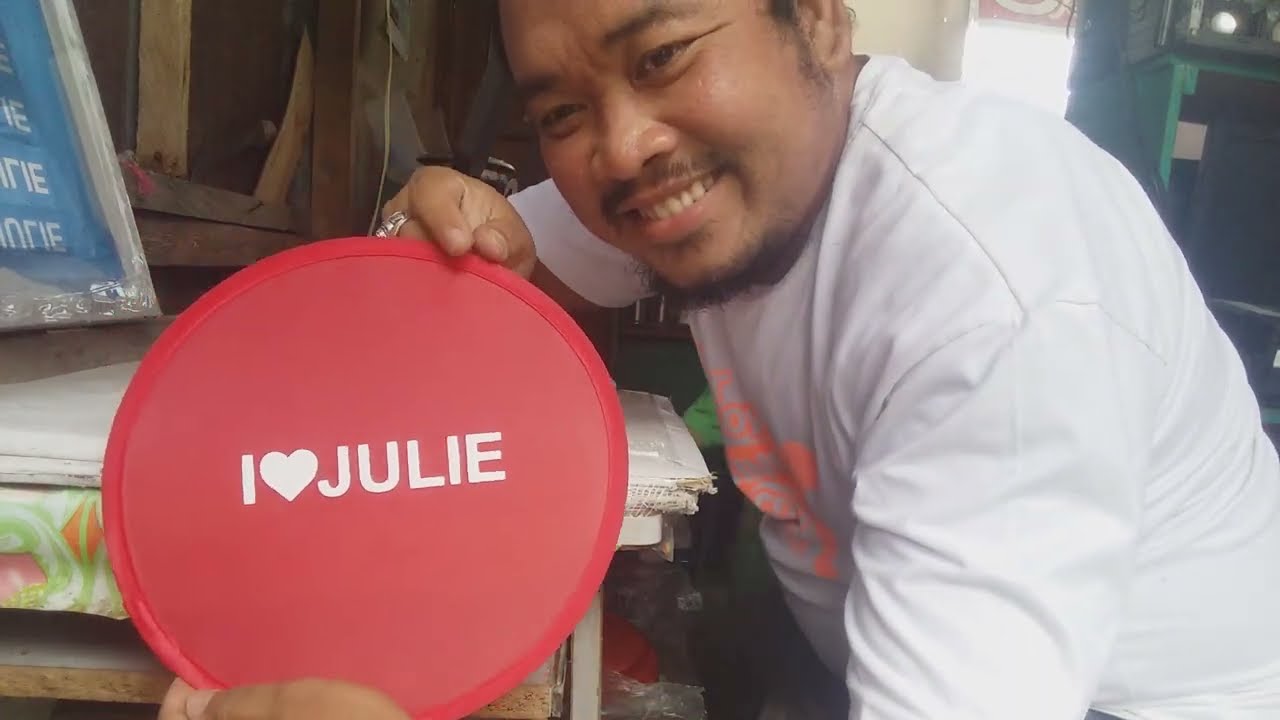 Printing Pamaypay using silkscreen - YouTube