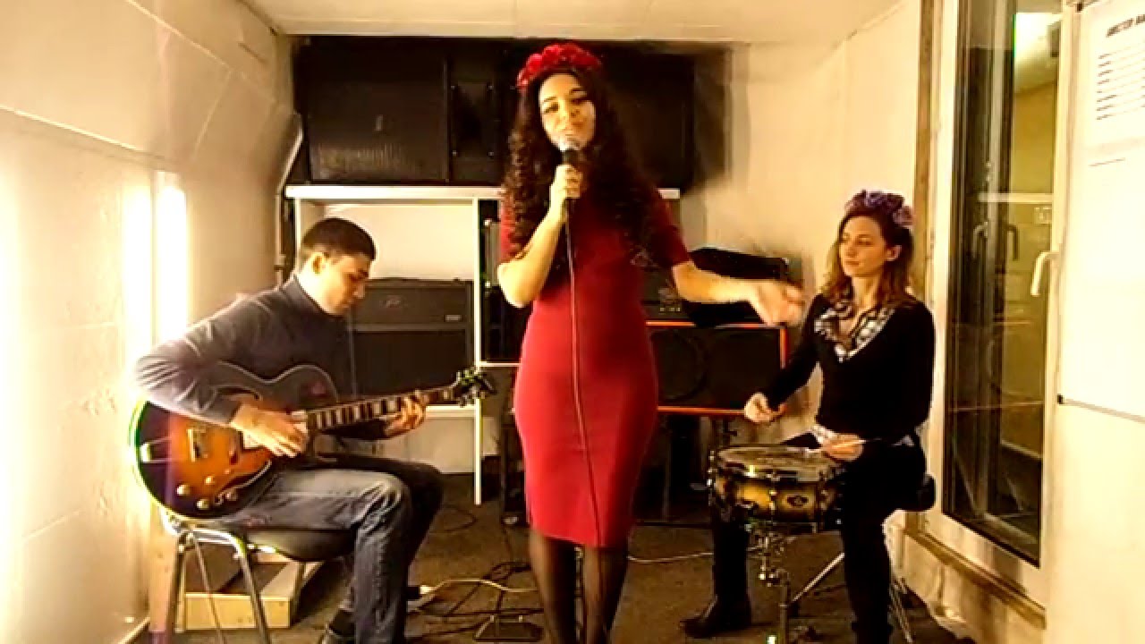 Sab Jazz Band "All of me" - YouTube