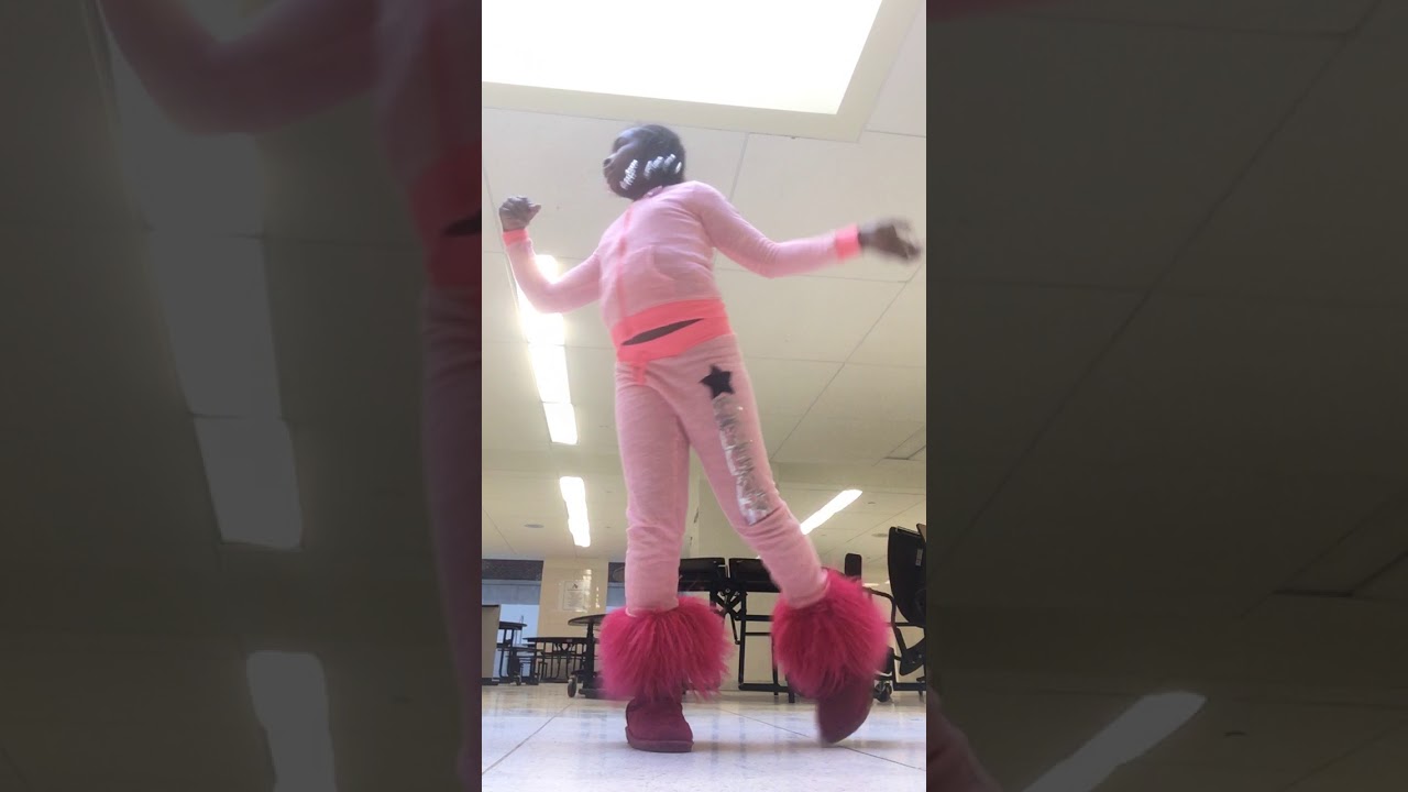 Me dancing and bucking - YouTube