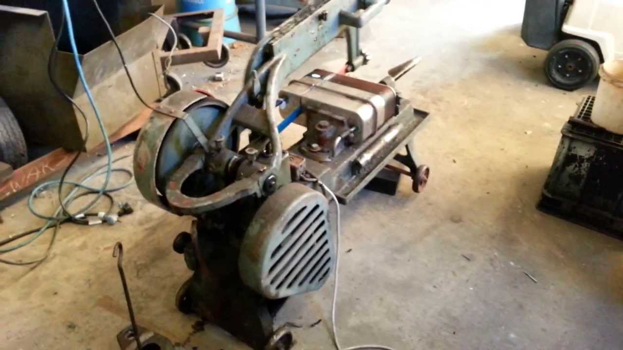 Automatic hacksaw - YouTube