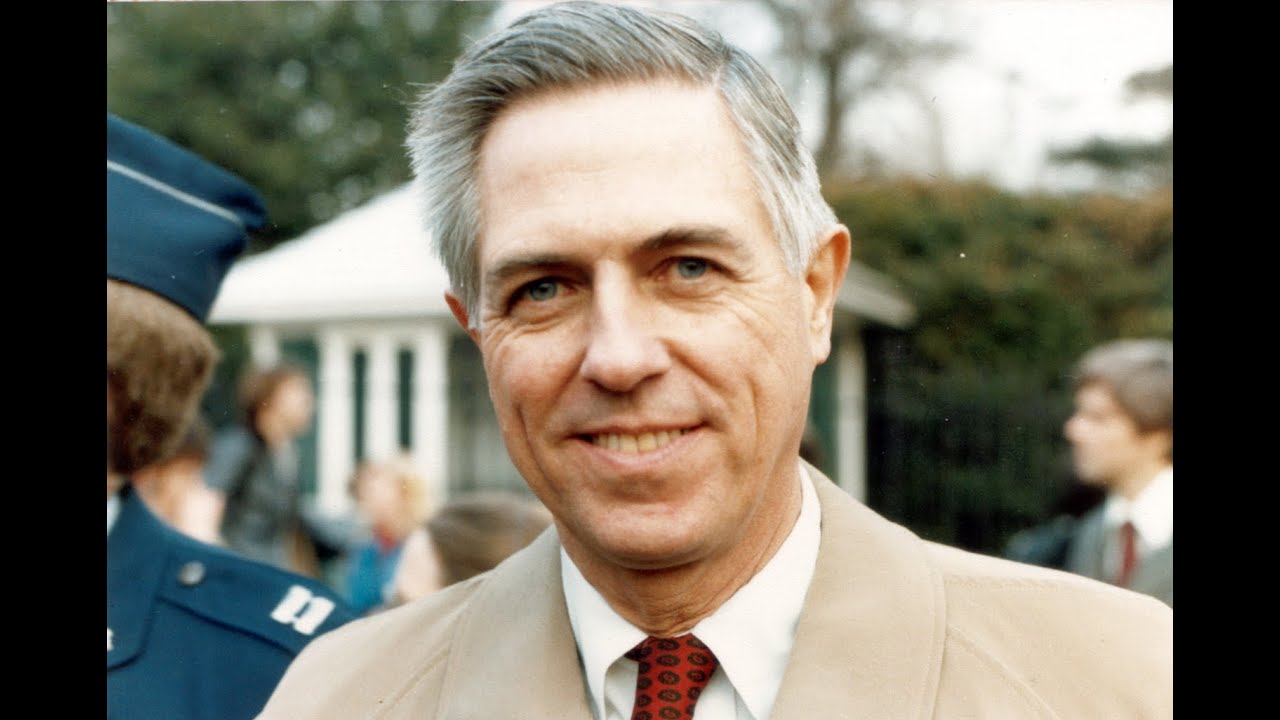 James L. Buckley speaking at UCLA 10/31/1972 - YouTube