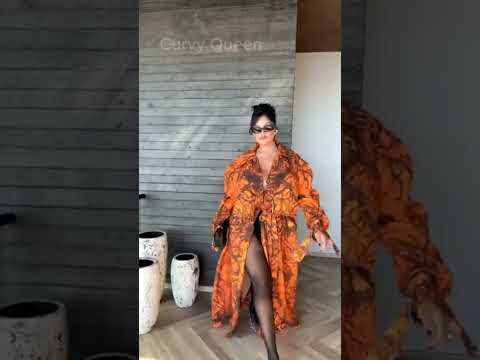 💃 Jocelyn Corona – The Latina Curve Model Changing Fashion Forever