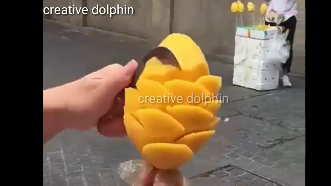 How to make a flower with mango || Mango art || How to cut mango ...