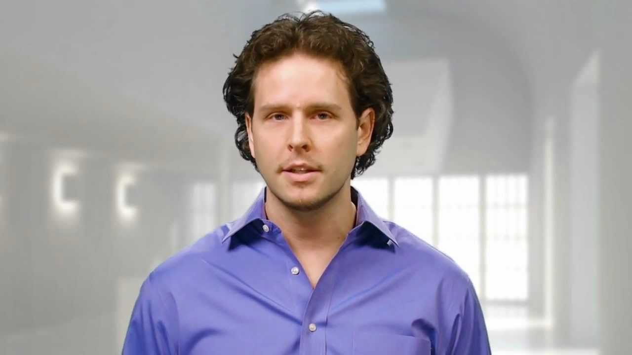 Rule The Room Presentation Skills - YouTube