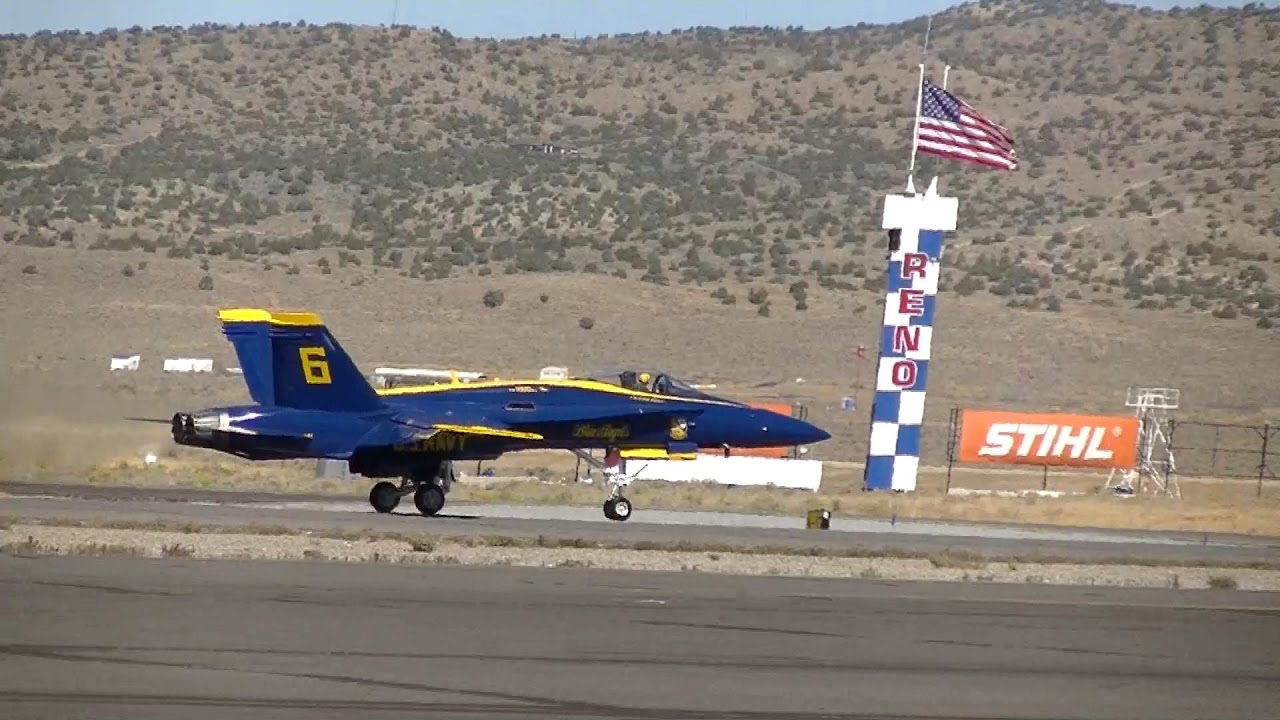 Blue Angels Sunday Performance at 2016 Reno Air Races - YouTube