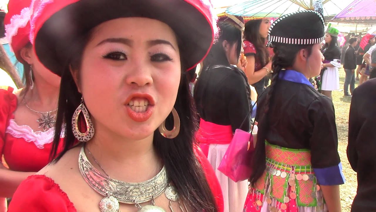 Beautiful Hmong Girl at the New Year In Laos - YouTube