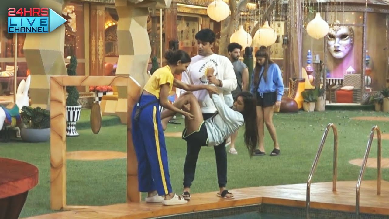Bigg Boss 16 LIVE | Ankit Ne Manya Ko Uthaya Aur Swimming Pool Me Feka ...