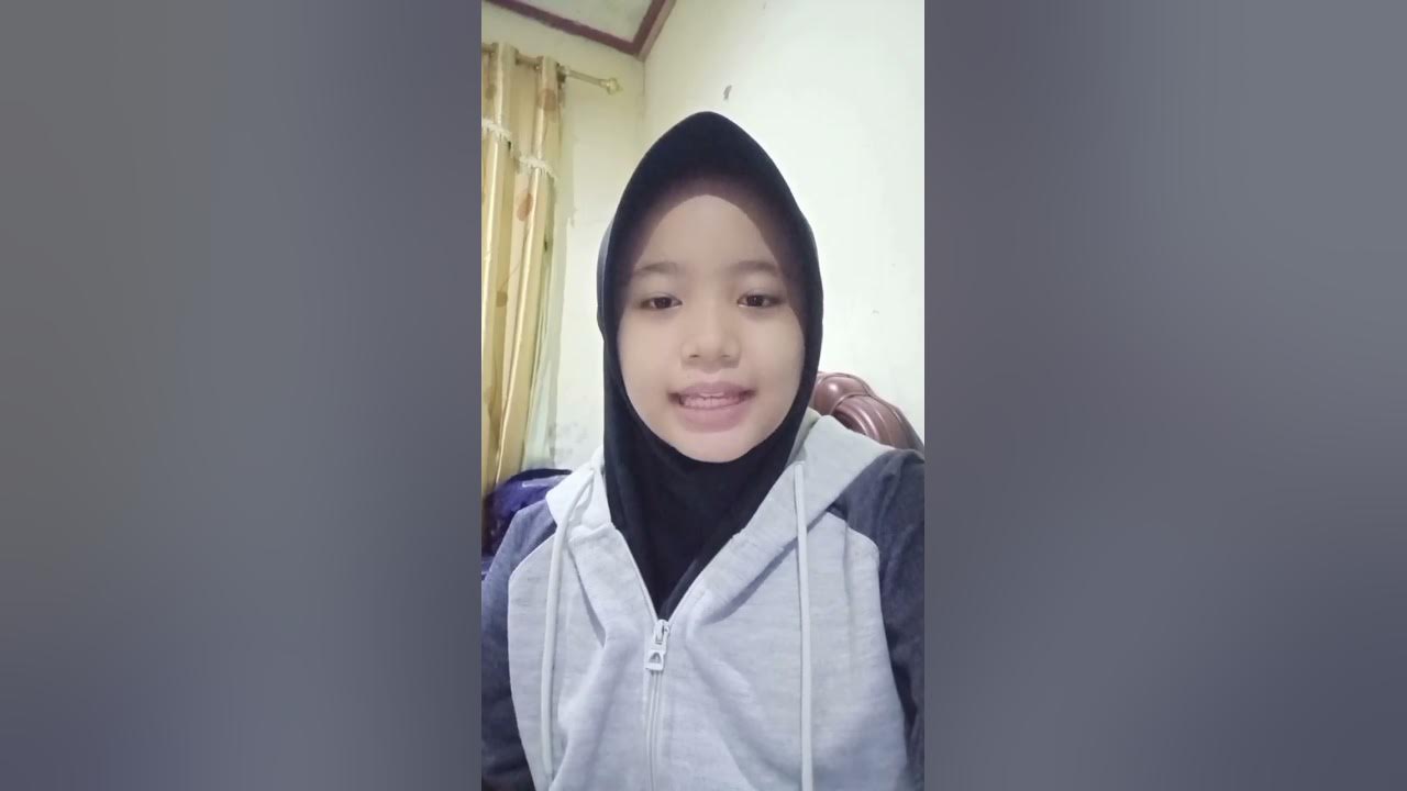 Syofia Khoerunnisa X-10 Aqidah Akhlak - YouTube