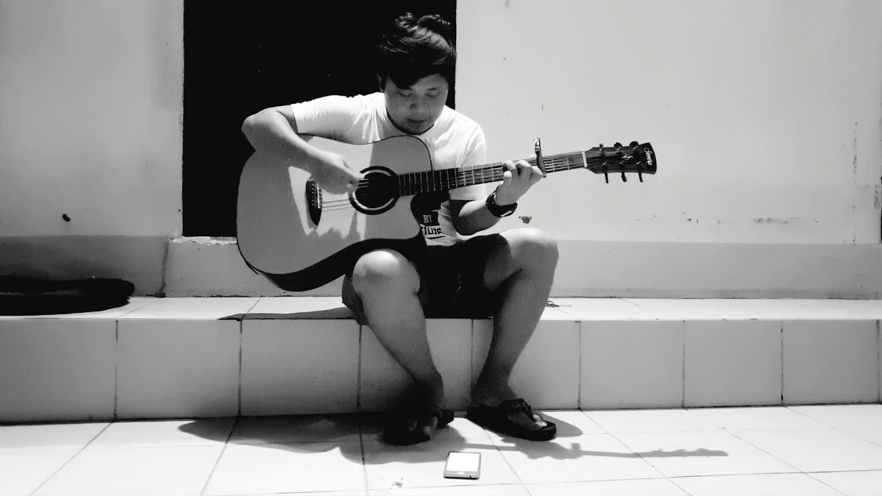 Nobela acoustic - YouTube