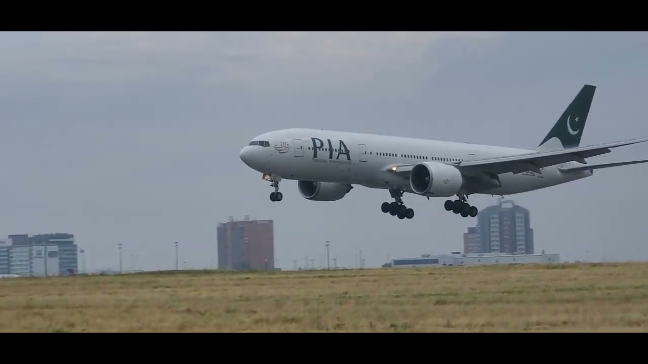 PIA Boeing 777-200LR Landing at Toronto Pearson Airport - YouTube