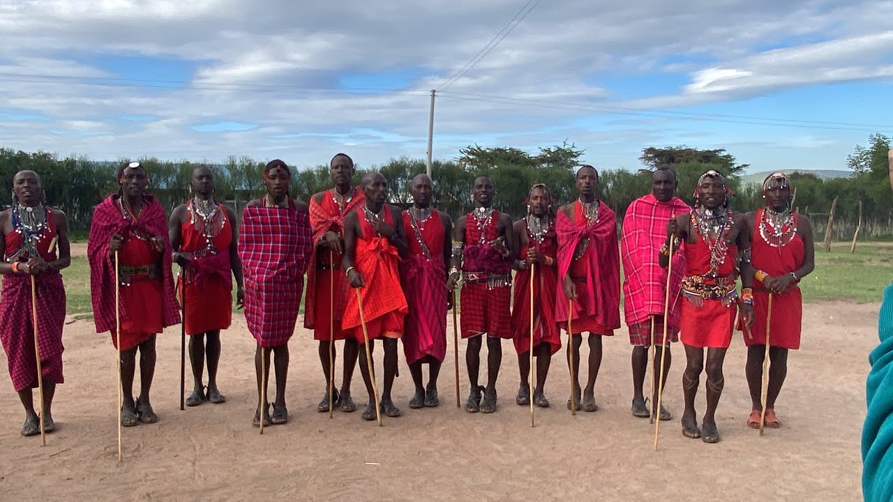 How to start a fire by rubbing sticks Maasai tribe in Kenya 🇰🇪 - YouTube