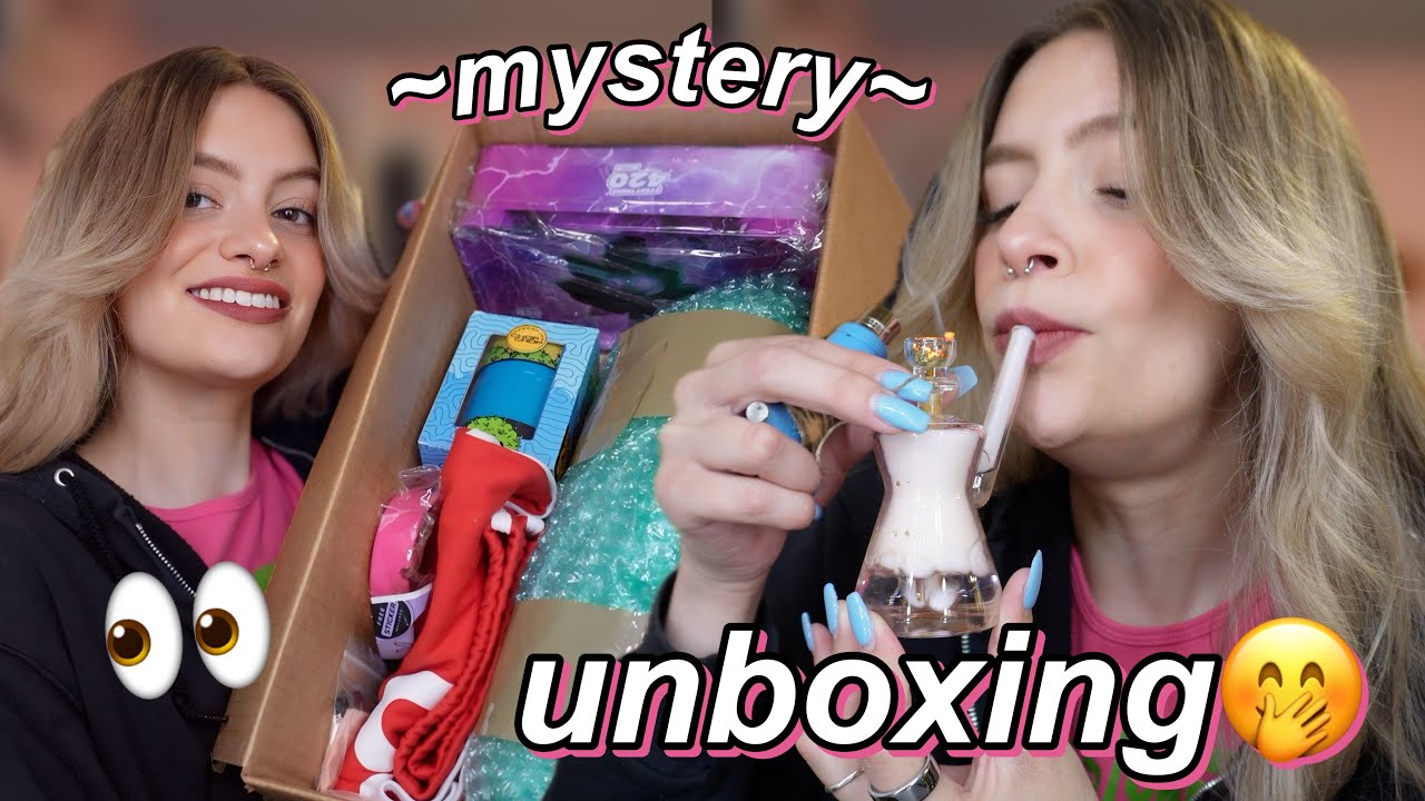unboxing a PINK mystery box 💕 - YouTube