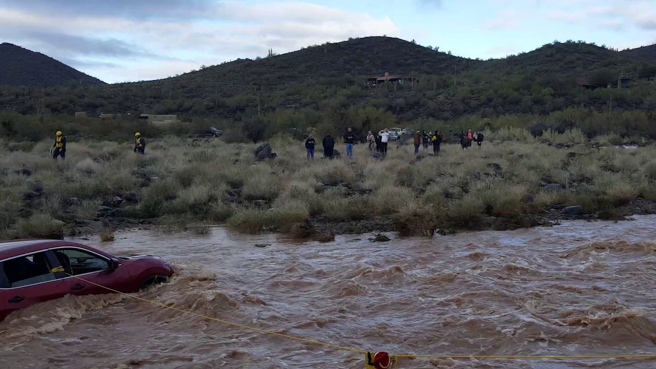 Flash flood in Cave Creek - YouTube