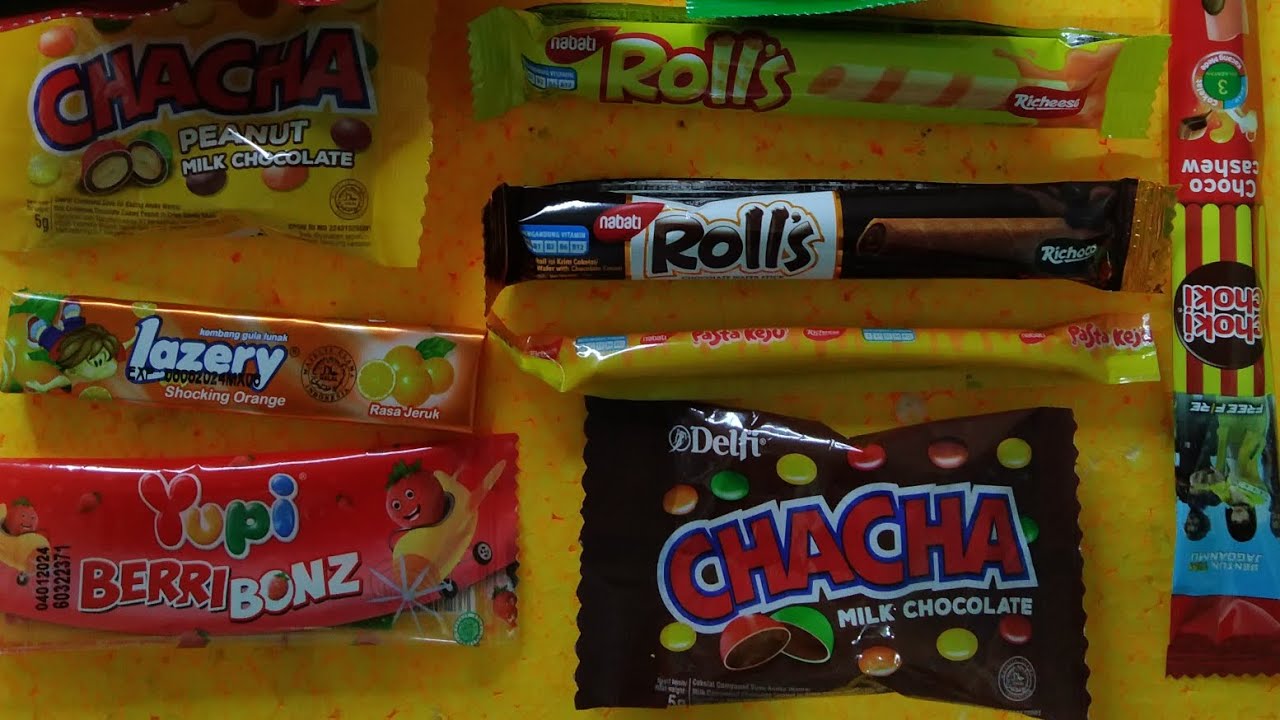 Jajan enak, ChaCha, Rolls, Yupi, Choki- Choki, Pasta Keju, Permen ...
