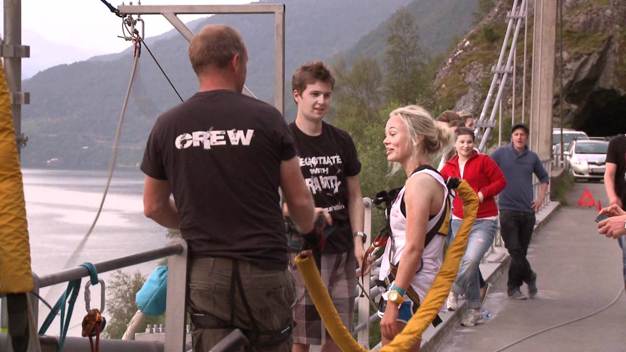 Bungee jump and Zip-line at Trolljuv - YouTube