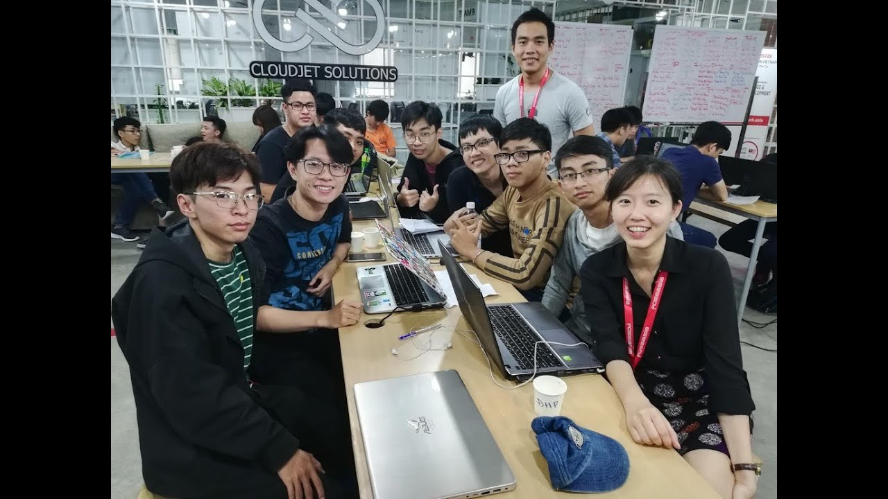 Unesco Hackathon Vietnam 2018 - The lookback - YouTube