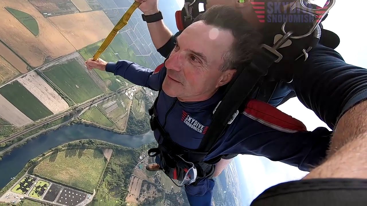 Brian Rayment's Tandem skydive! - YouTube