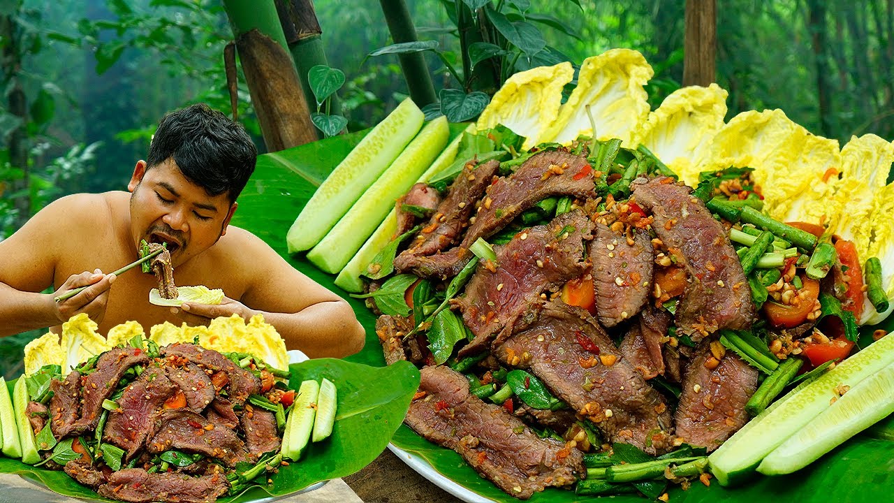Jungle Cooking Style | Spicy Beef Medium Raw With Long Bean Salad | ARS ...