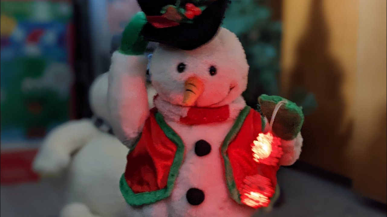 Gemmy Mini Spinning Snowflake Snowman (Red) - YouTube