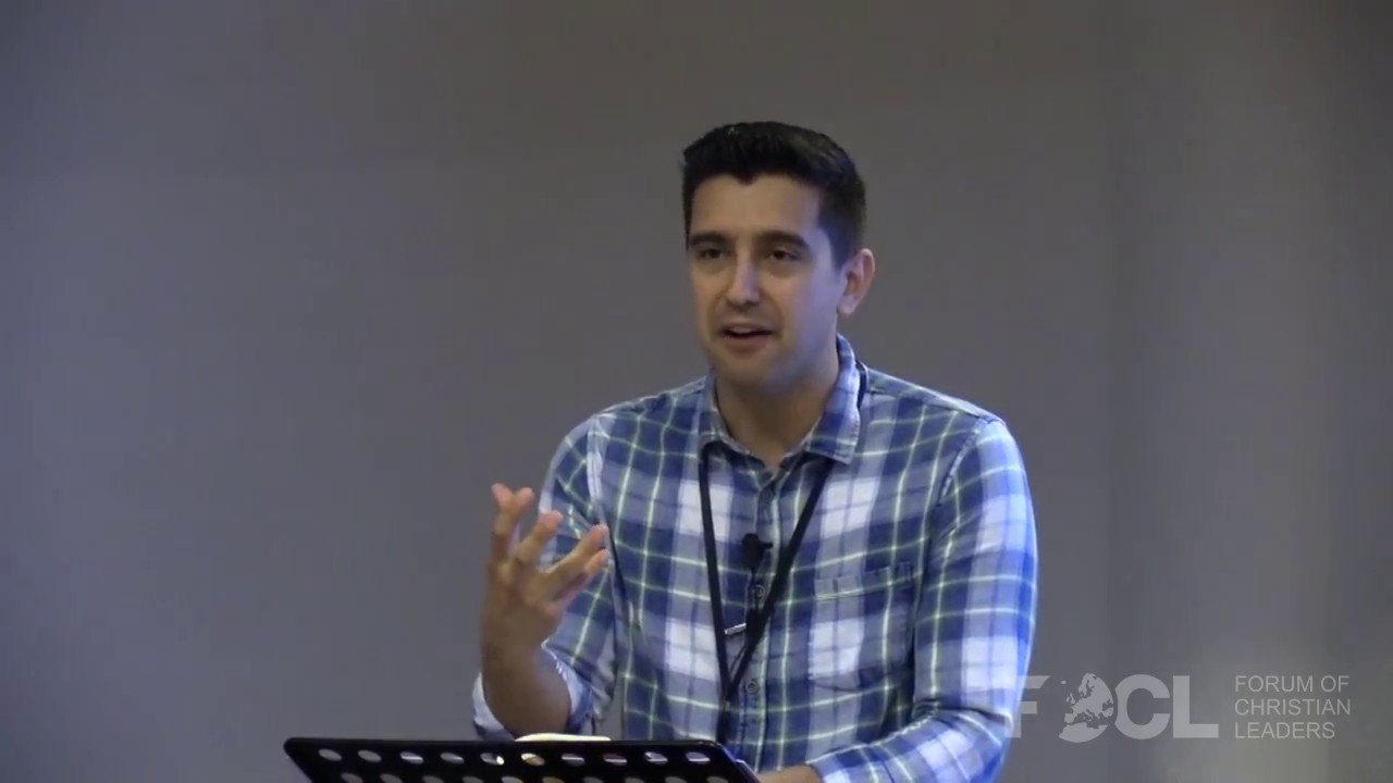 Preaching the Bible Evangelistically – Favarin Helder - YouTube
