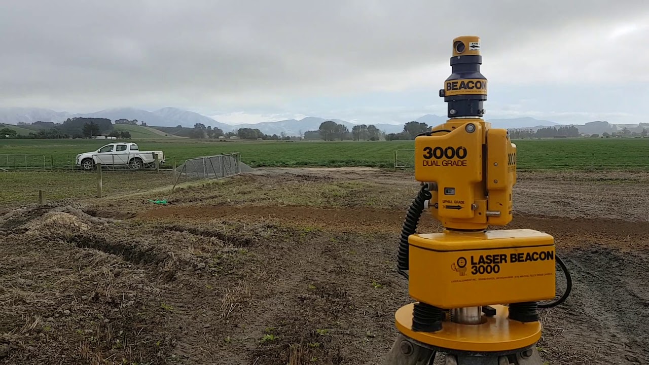 Laser Beacon 3000 - YouTube