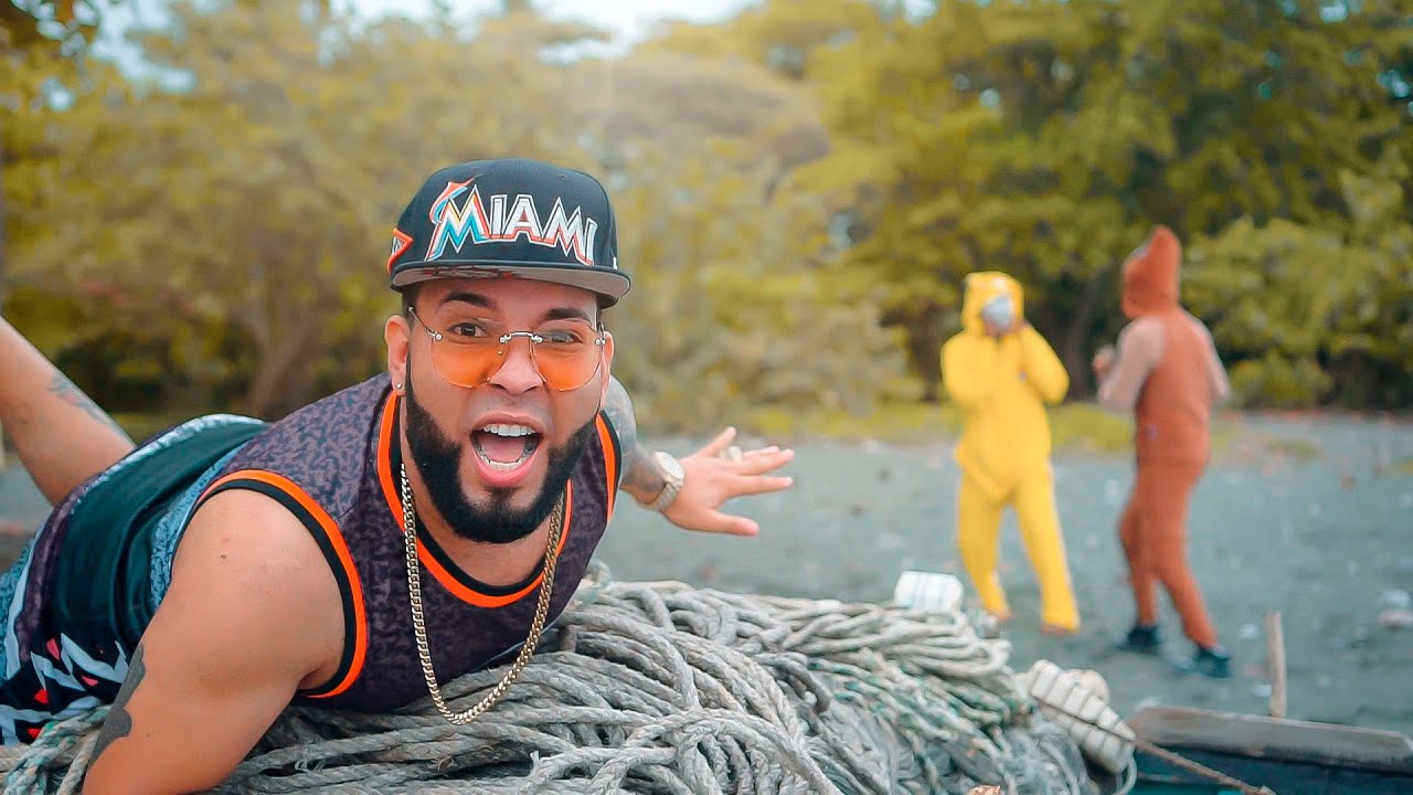 Dominican Panda HD - Dale Pa atras (video official) - YouTube