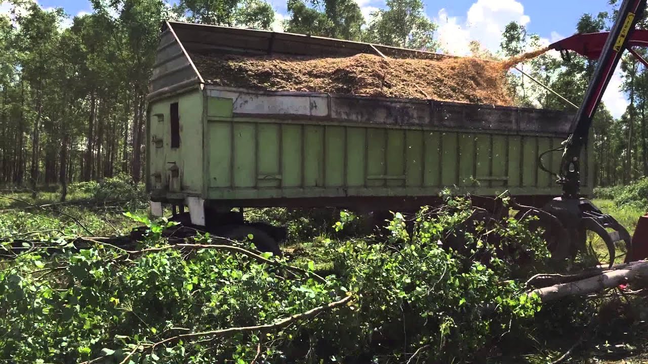 TP400 Chipper - YouTube