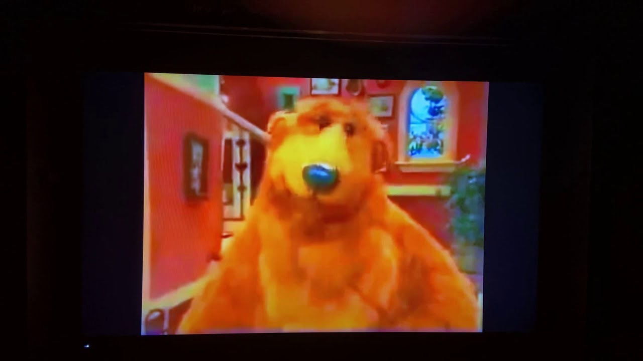 Bear’s farting problem (short version) - YouTube