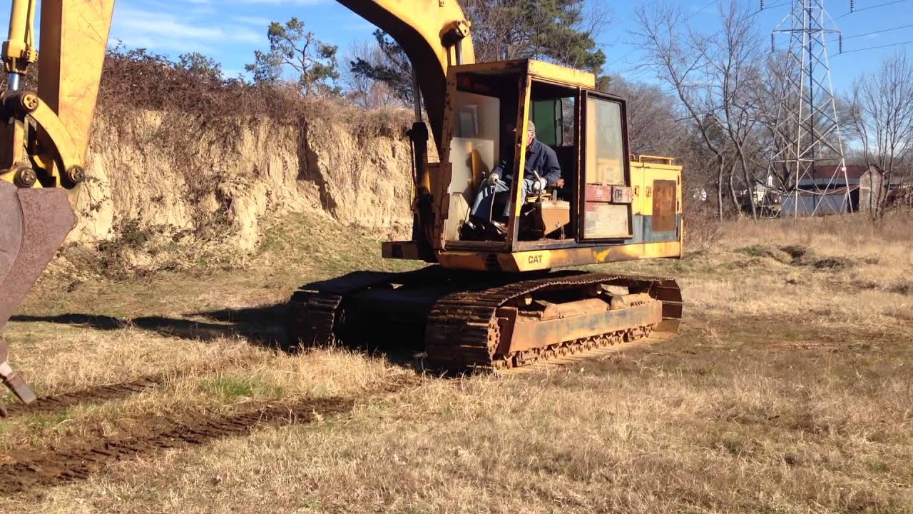 CAT 215 EXCAVATOR, EXCELLENT CONDITION, ONE OWNER CALL +1 919 601 9939 ...