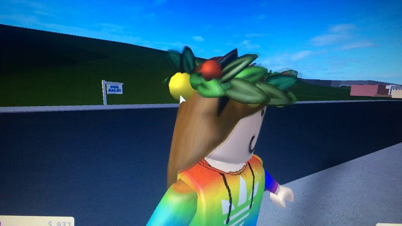 introducing my new roblox character (very short i know soory!) - YouTube