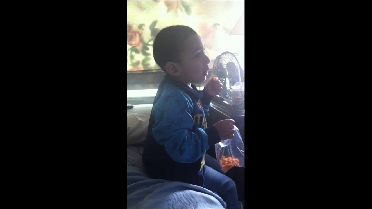 Boo Boo laughing at Tom and Jerry - YouTube