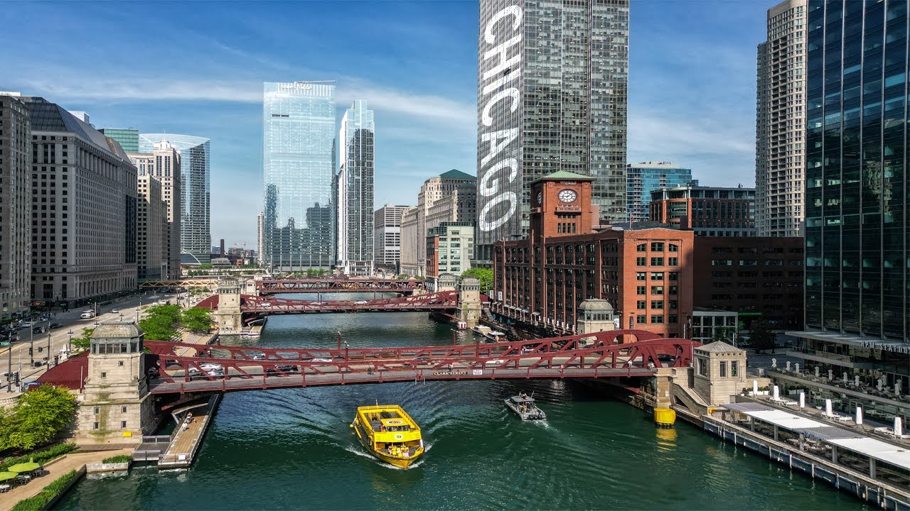 Chicago Drone Flight in 4K. Perfect Day on the River - YouTube