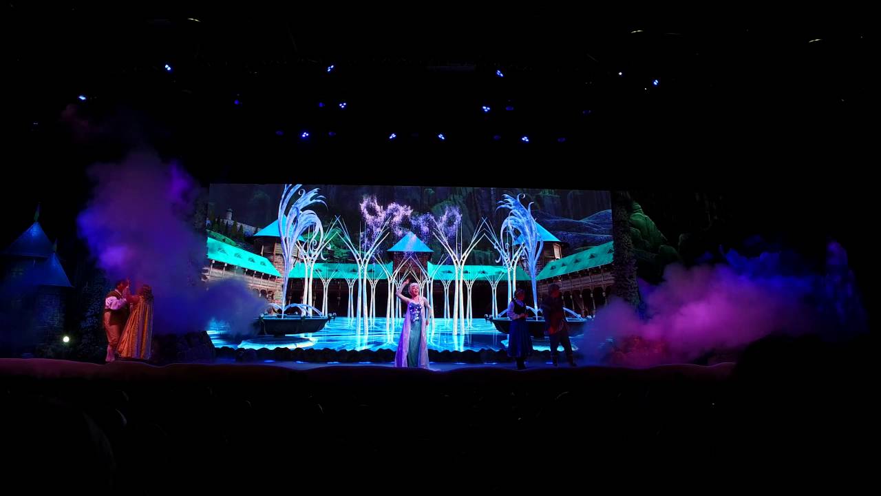 Frozen Sing-Along Celebration stage show at Disney's Hollywood Studios ...