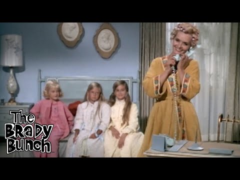 Meet the Bradys in the Opening Scene of The Brady Bunch Pilot!