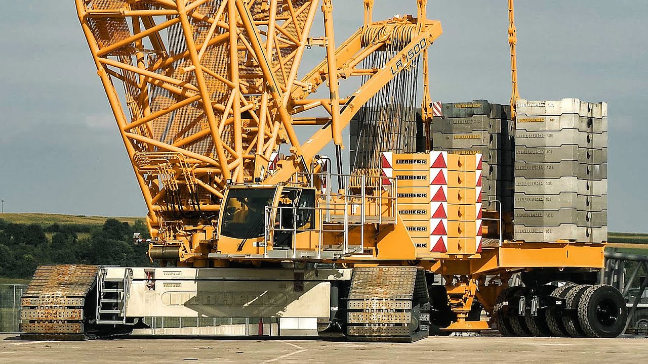 The Most Advanced Modern Engineering Crawler Crane with Incredible ...