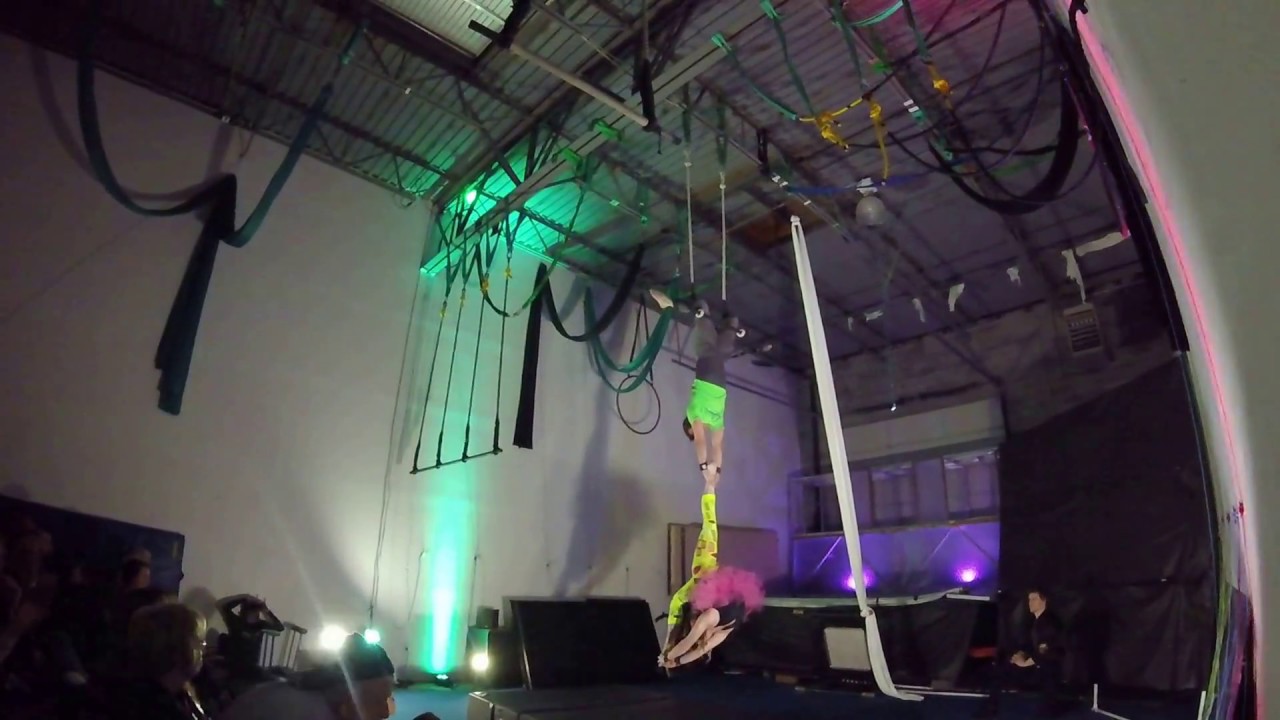 My First Duo Trapeze Performance - YouTube